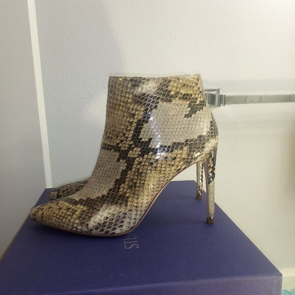 Stuart Weitzman | Shoes | Stuart Weitzman Stiletto Ankle Bootie Stone Stensil Real Python 85m ...